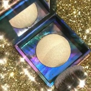 Urban Decay | Makeup | Final Priceurban Decay Space Powder | Poshmark